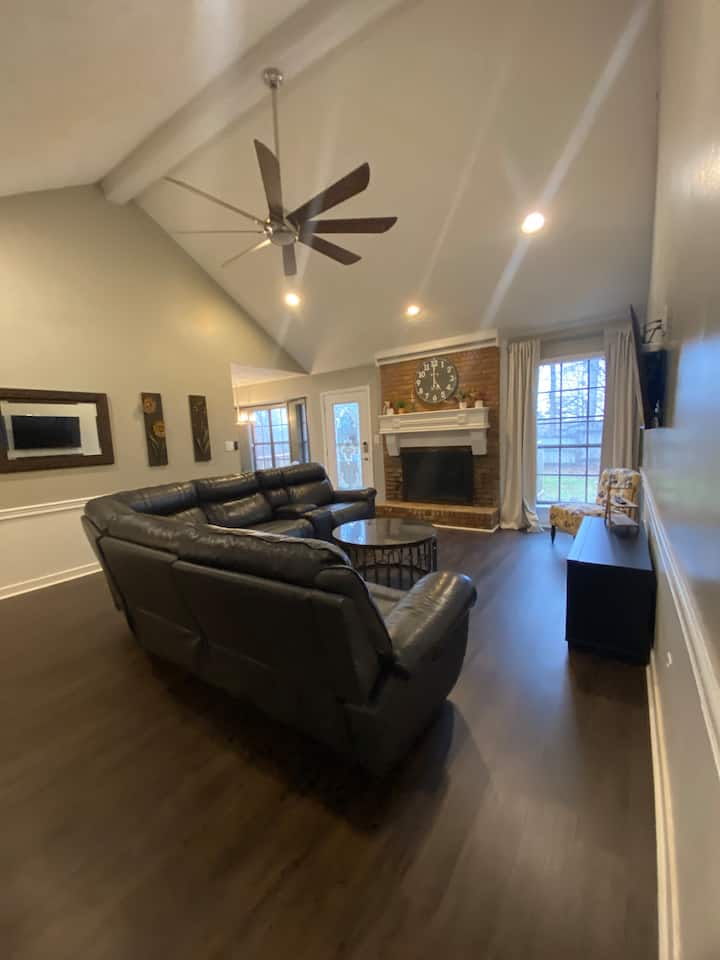 Brandon Vacation Rentals & Homes - Mississippi, United States | Airbnb