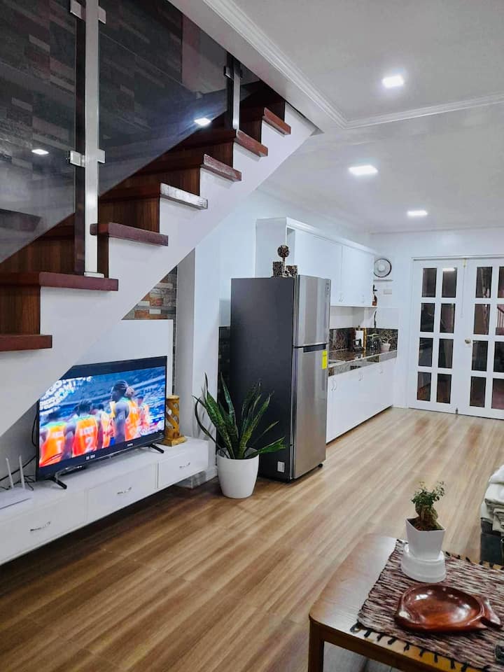Casa Strata 2 Br 2 Baths Whole House With Roofdeck - Baguio