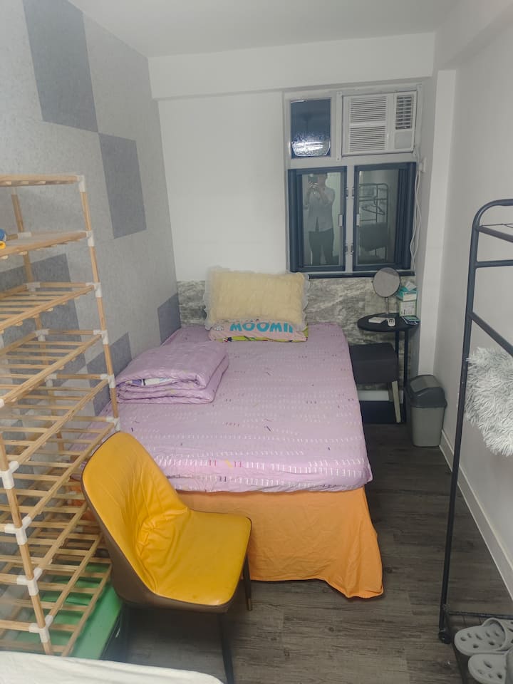 簡單合租房, 小房間有一張雙人床,可加一張單人床。共用洗手間。 - Discovery Bay