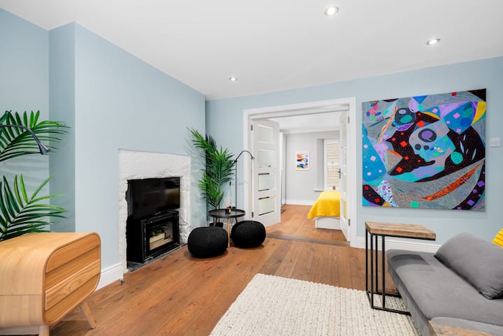 New! Heart Of Dublin Terrace Suite - Dun Laoghaire