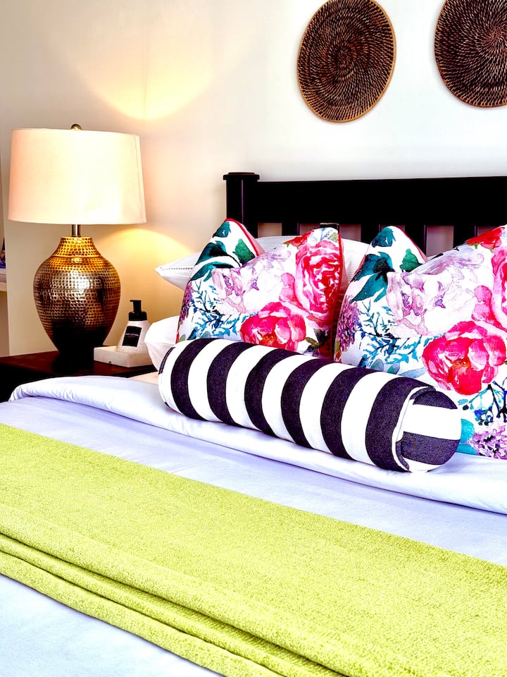 Lovely Apartment In Roodepoort - Krugersdorp