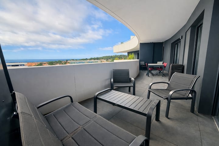 Iconic T3 /Parking/wifi/vue Mer Et Montagne - Agde