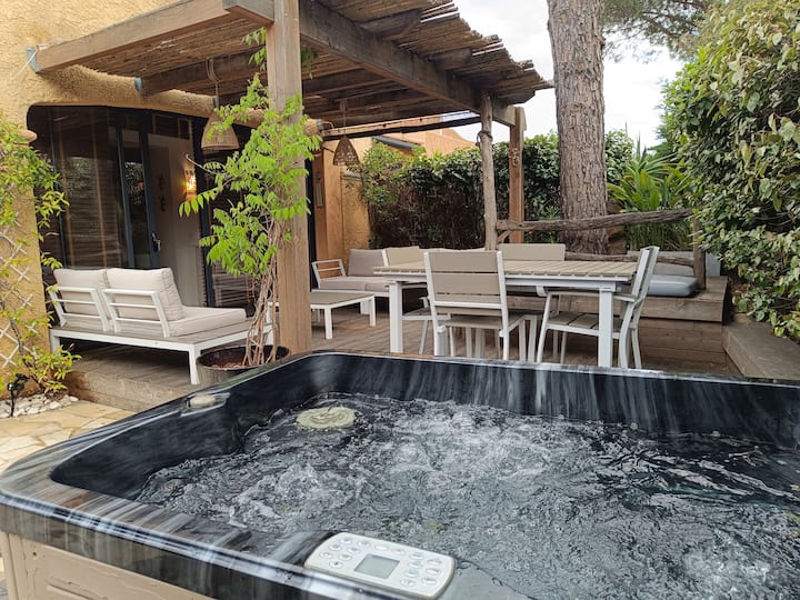 Mas Avec Jacuzzi, Au Calme, Proche Commodité - Var