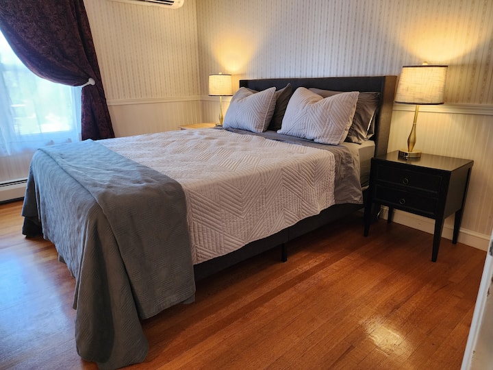 The Nest - Private Rental, Full Kitchen - Leominster, MA