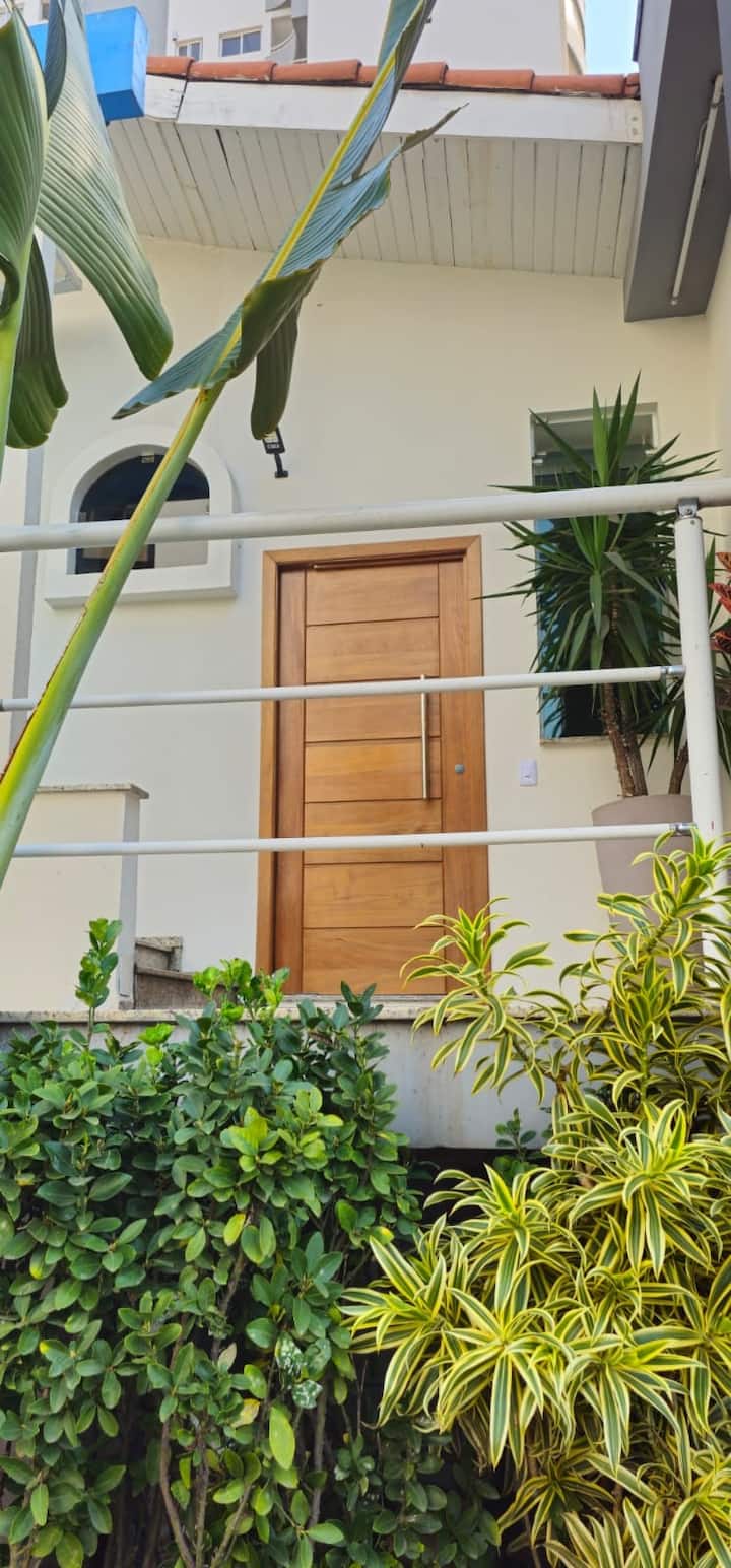 Casa Próximo Ao Shopping Abc (S/garagem) - Santo André