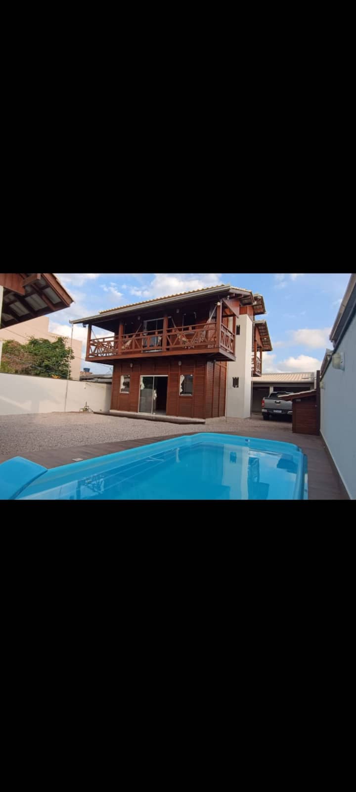 Casa Com Piscina Em Bombinhas - Bombinhas