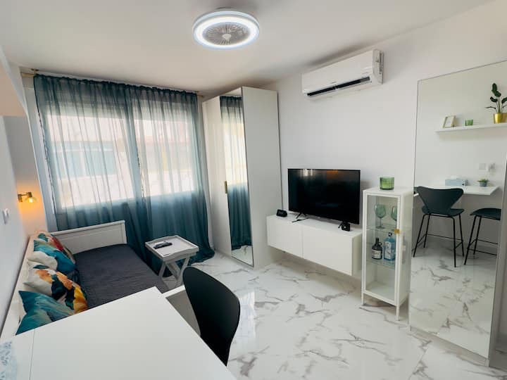 Apartamento Estudio “The Mirror” - Torrevieja