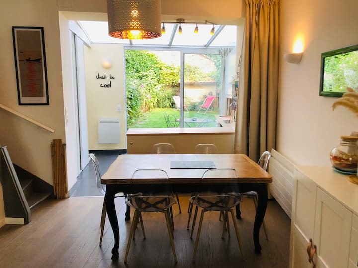 Maison Avec Petit Jardin Au Calme Quartier Mairie - Croix