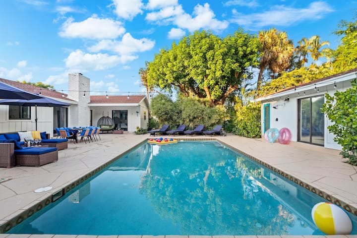 4br · Heated Saltwater Pool · Fire Pit · Games - Palm Beach, FL