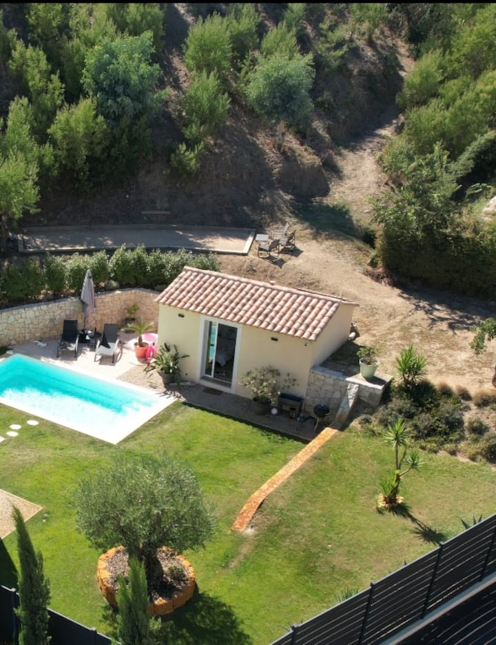 Petit Studio Avec Accès Piscine - Pégomas