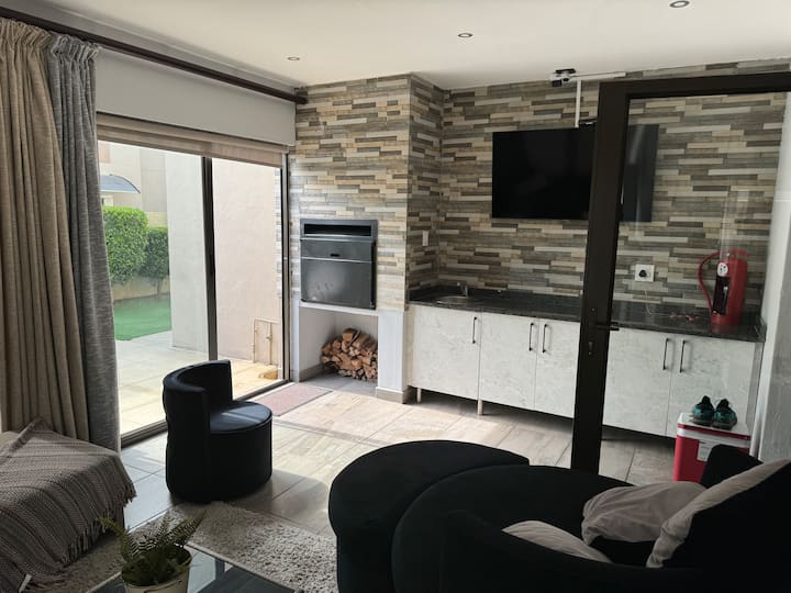 Rustenburg Kloof View Estate - Tlhabane
