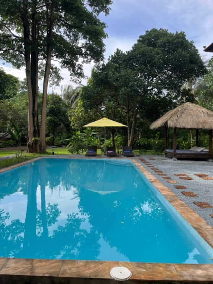 Villa With Exotic Charm In Tropical Garden - Cambodia