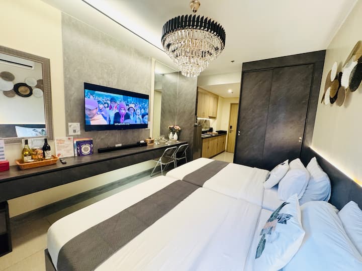 Hera By Yournest @ Shore2 (8mins Walk To Moa) - Manila