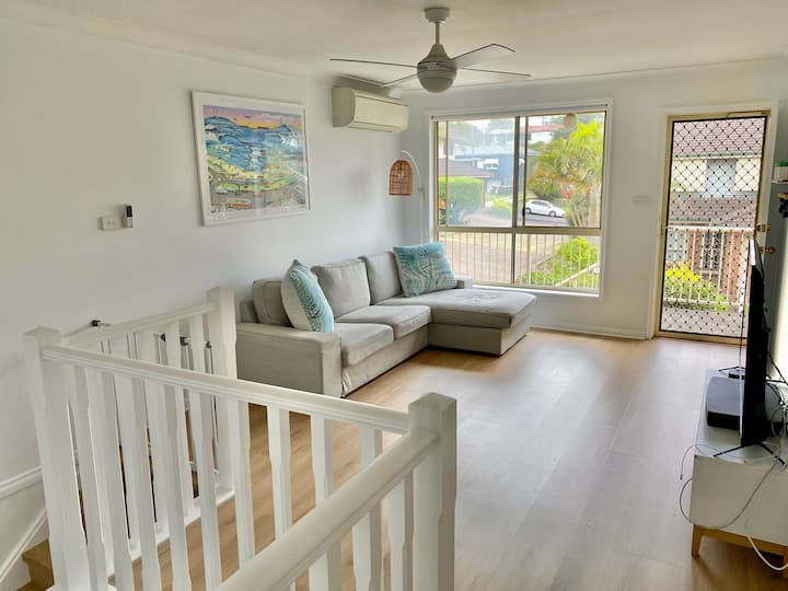 Sunny Oasis: Central Townhouse + Private Gym - 뉴캐슬