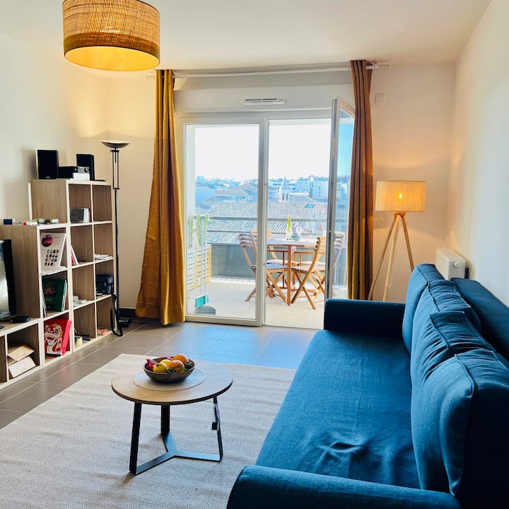 T2 Cosy à Deux Pas Des Arènes Avec Garage - Nîmes