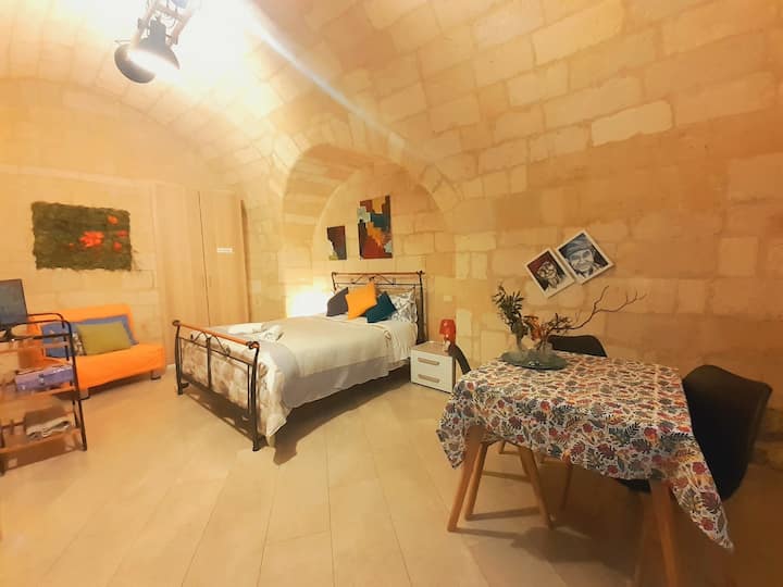 Giugi - イタリア マテラ