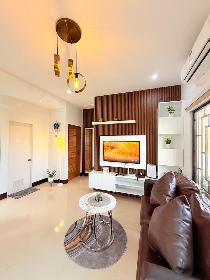 Friendly Home/100mbps Wifi/2br/netflix/w/park - 