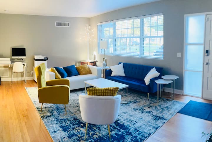 Bikini Bottom: “Luxury Suite” - Jacksonville, FL