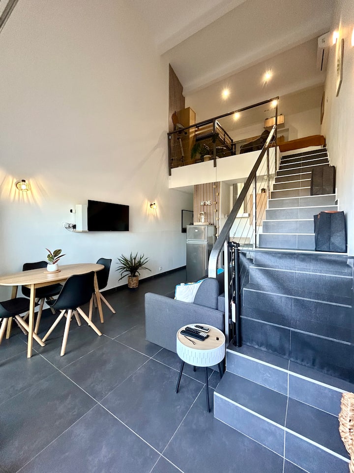 Appartement T2 Vue Mer Avec Piscine - Plage de Palombaggia