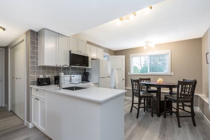 Comfortable | Fireplace | Parking | Wifi | Firepit - Langley