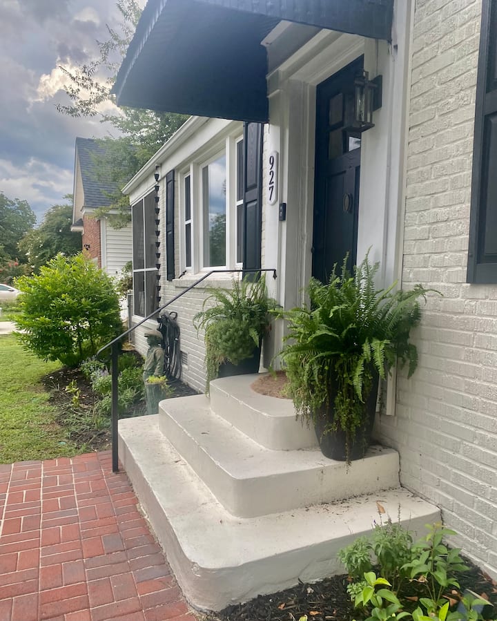 The Avenues-fire Pit, Screened In Porch, & Patio - Columbia, SC