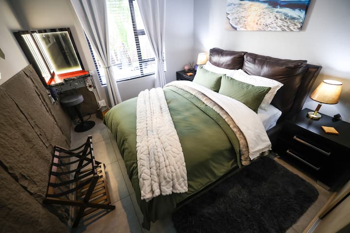 Hot Pool - Luxurious - Apartment - Boksburg