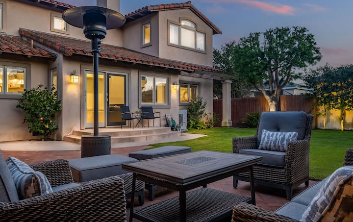 Luxury Retreat | Yard, Beach, Fifa | Sleeps 10 - Torrance, CA