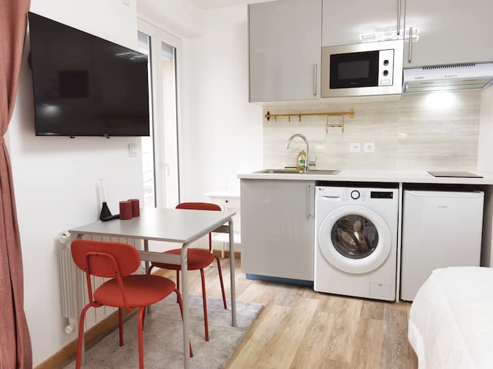 176 2 Joined New Deco Apt 200m To Park La Villette - Párizs