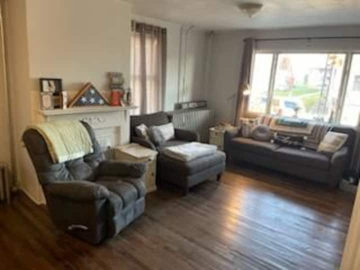 Spacious 4 Bed/1.5 Bath House - Middletown, PA