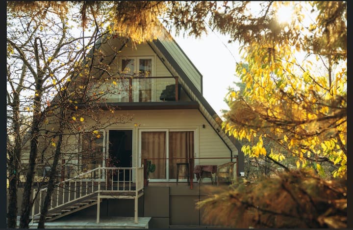 Hushstay X Olive Chalet - A Designer's Hut -