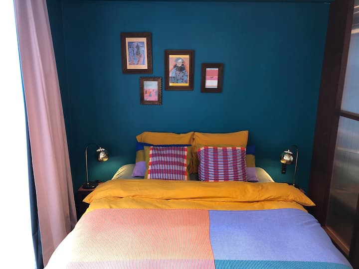 Cosy & Sunny City Retreat With Balcony - Antwerp