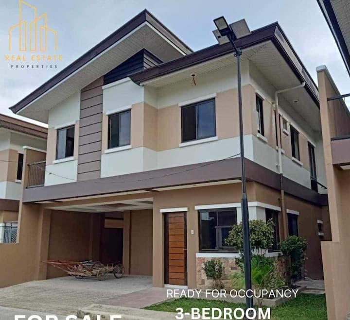 Semi-furnished House For Rent - Talisay