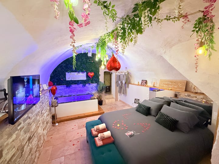 Suite Spa Privatif + Petit-déj Au Cœur D’auriol - Saint-Zacharie