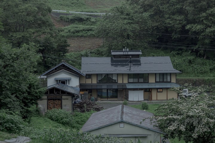 信州小川村にある一日一組限定の古民家のオーベルジュ Ruisseau - 長野市