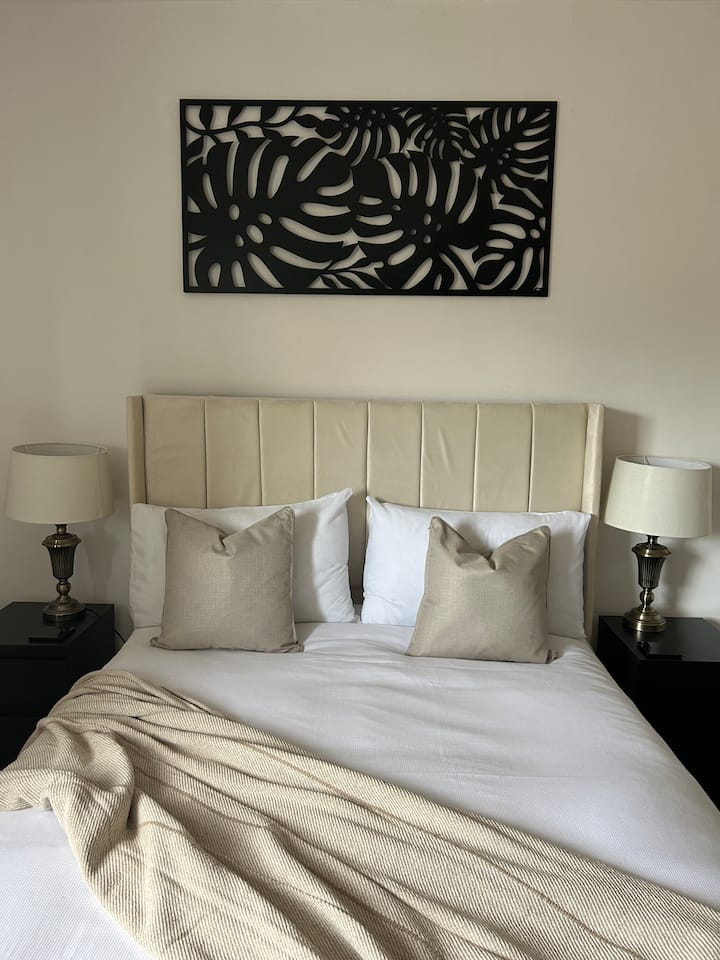 No.6 Overnight Stays - Worcester