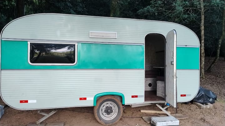 Trailer Bom E Aconchegante - Dois Irmãos