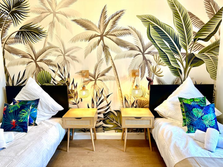 "Jungle", Netflix, Sonos, Central, Helios Clinic - Kempen