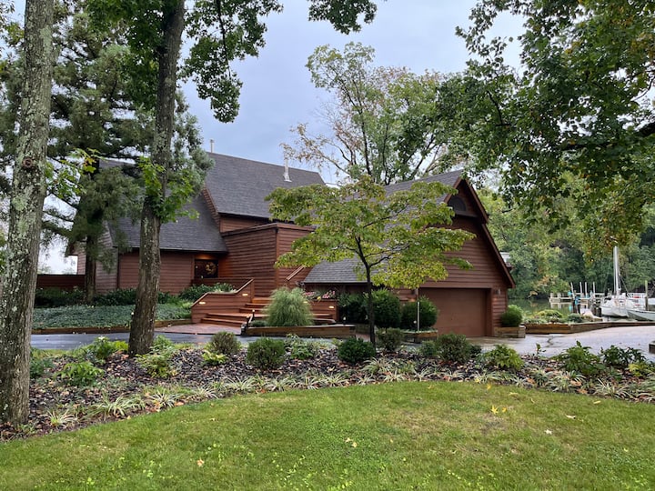 Coffee Break Cove: Waterfront Home In Annapolis - Annapolis, MD
