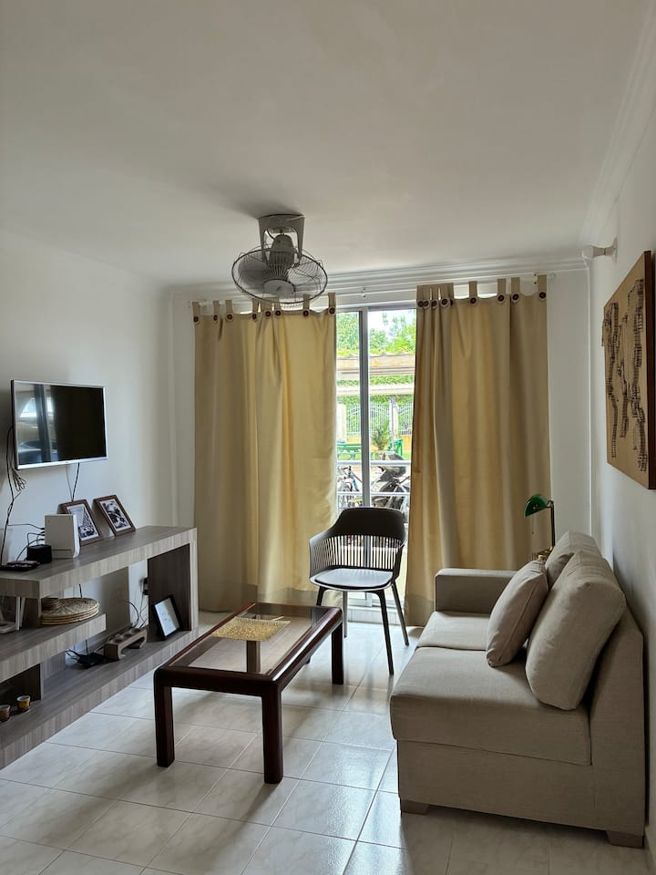 Apartamento Amoblado Con Servicios Por Meses - Montería