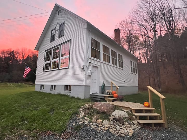 The Old Schoolhouse - Montpelier, VT