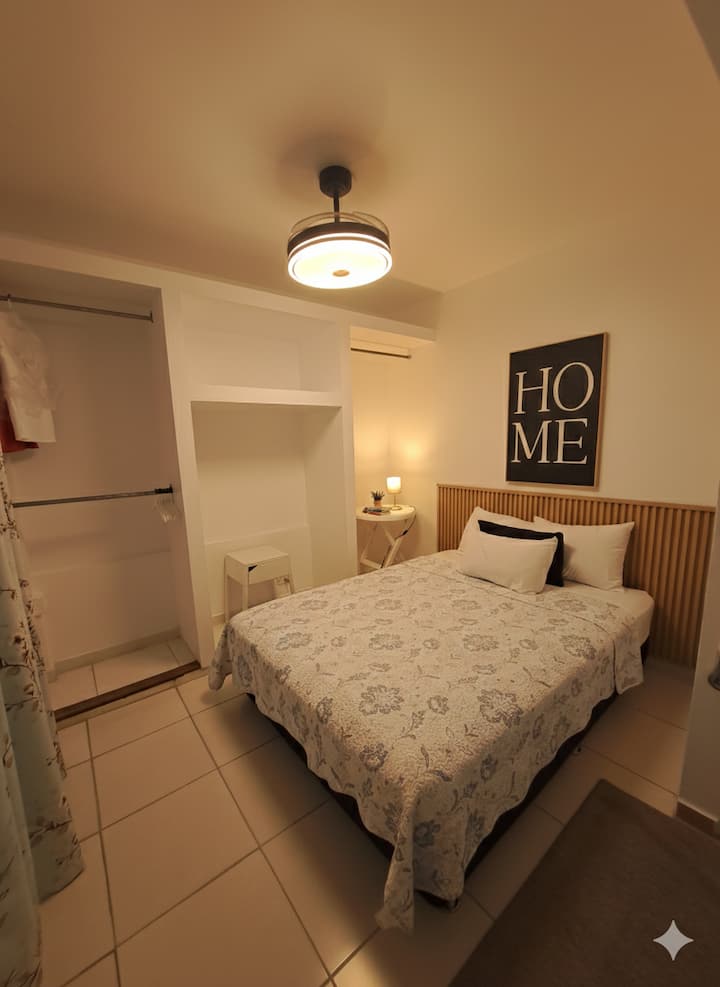 Privado • Wifi • A/a • Airport • Shuttle - Panama City