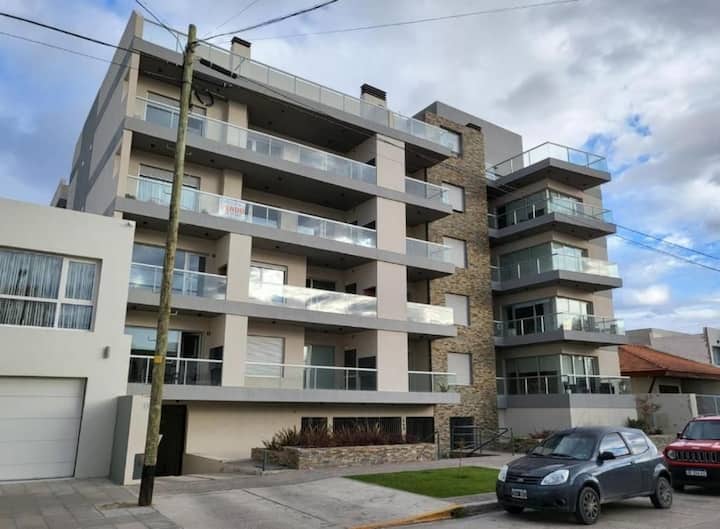 Edificio Pardela - プエルト・マドリン