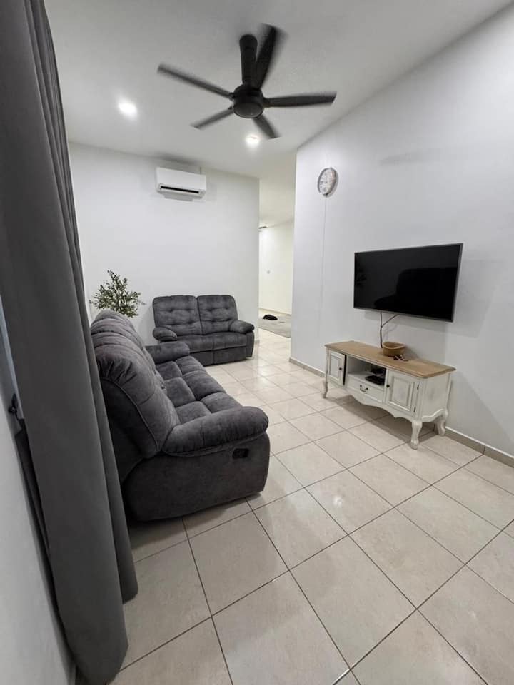 639 Budiman Homestay - Alor Setar