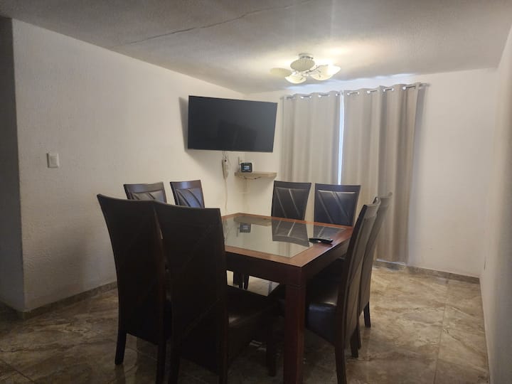 8 Huéspedes 6 Camas, Cd Centro. - Santiago de Querétaro