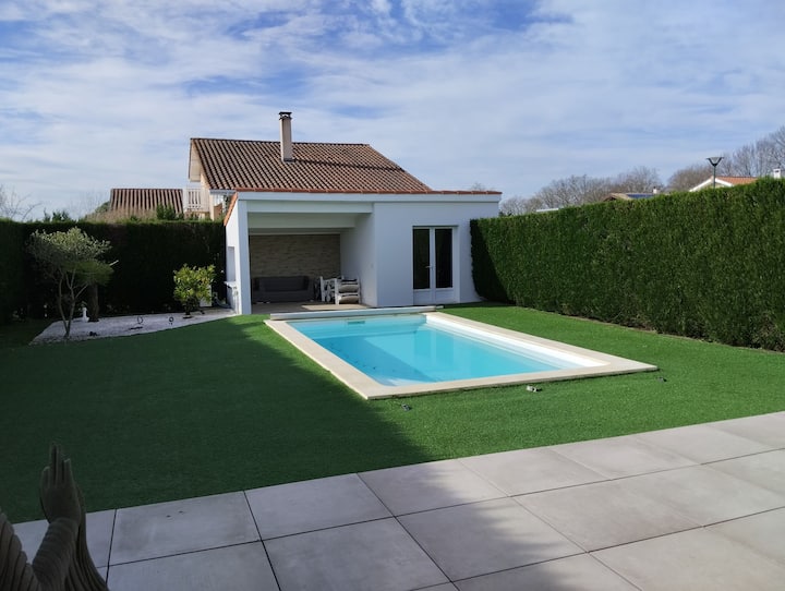 Belle Maison : Jardin, Piscine, Clim, 3 Chambres - Dax