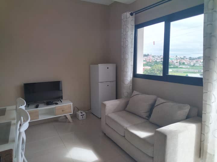 Appartement-t2 Meublé, Centre D'antananarivo (M1) - Antananarivo