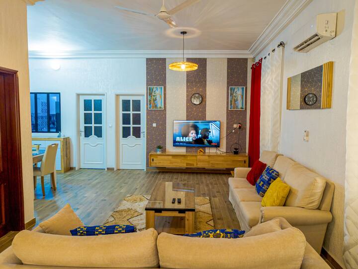 Belle Villa De 2 Chambres - Cotonou