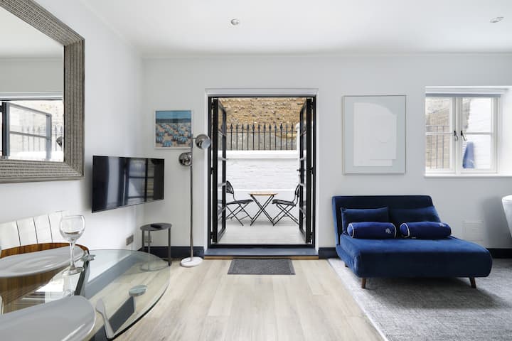Brighton Courtyard Boutique - Brighton Marina
