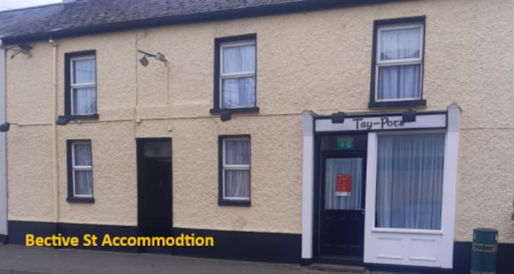 Taypots Bective St. Accommodation - Kells