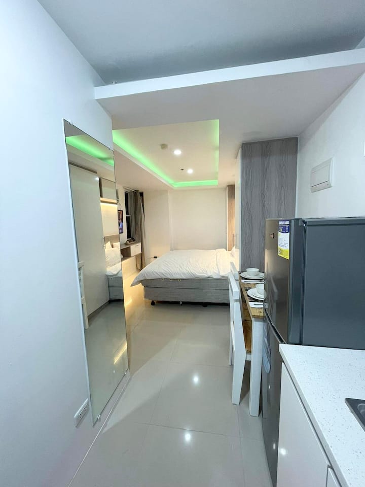 A Modern Studio Condo In The Heart Of Cebu City - Cebu